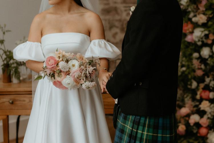 Home | Flowers by Fiona Hay